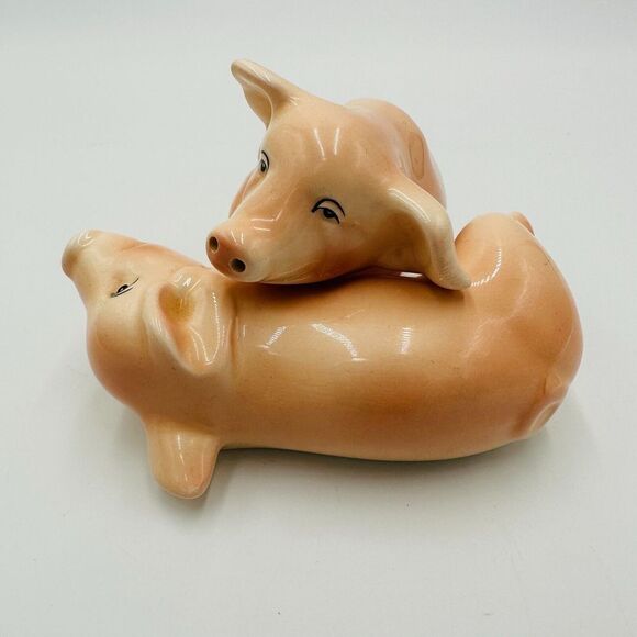 Abbott | Kitchen | Abbottsalt And Pepper Pigs Ceramic Made In Japan ...